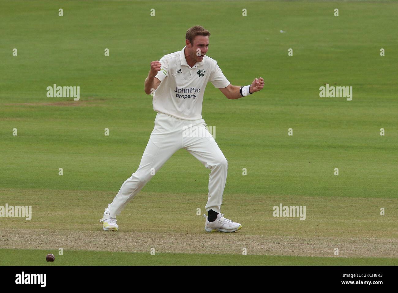 Stuart Broad of Nottinghamshire celebrates a wicket during the LV ...