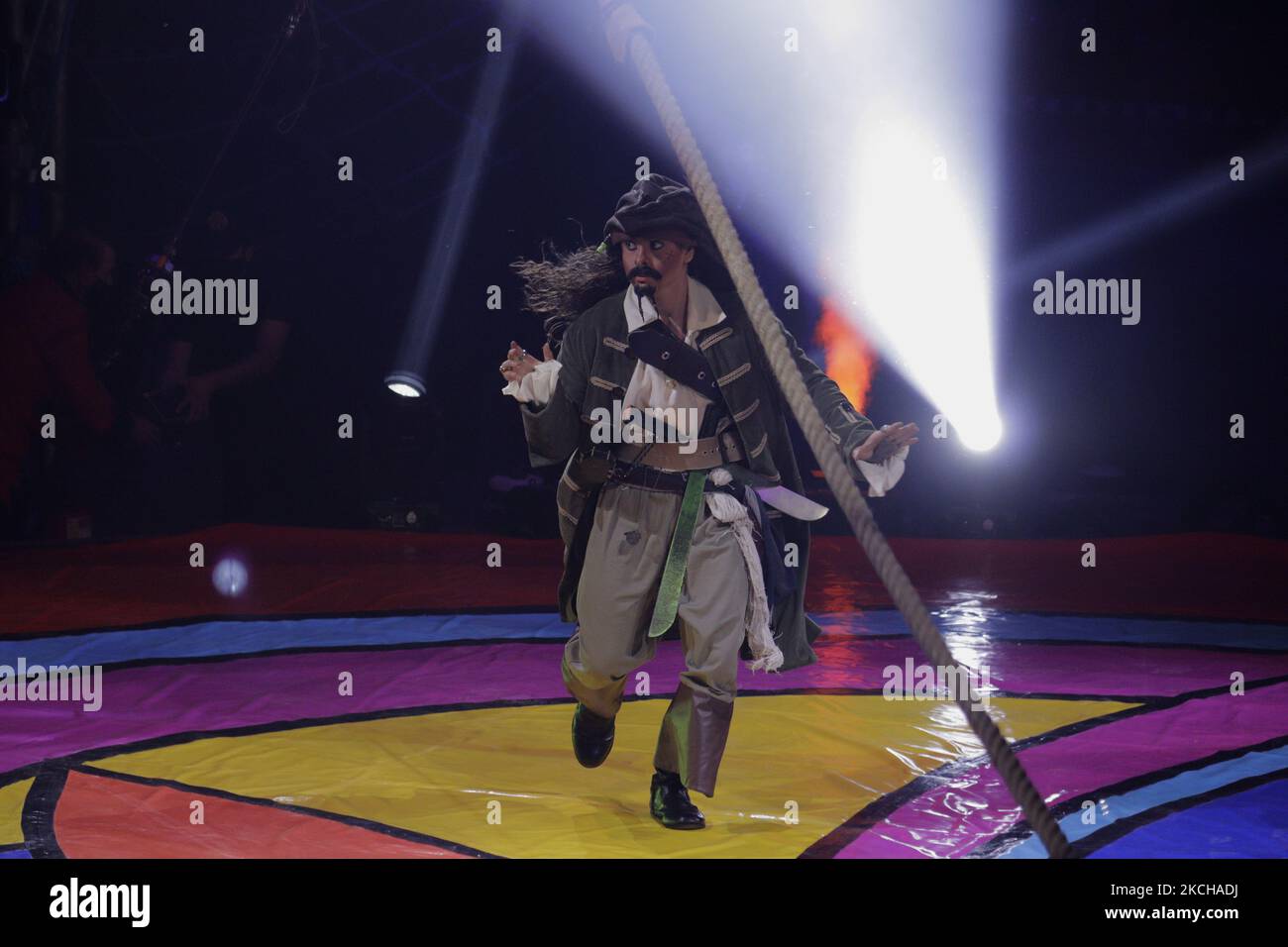 An acrobat dressed as a pirate inside the Atayde Hermanos Circus in ...