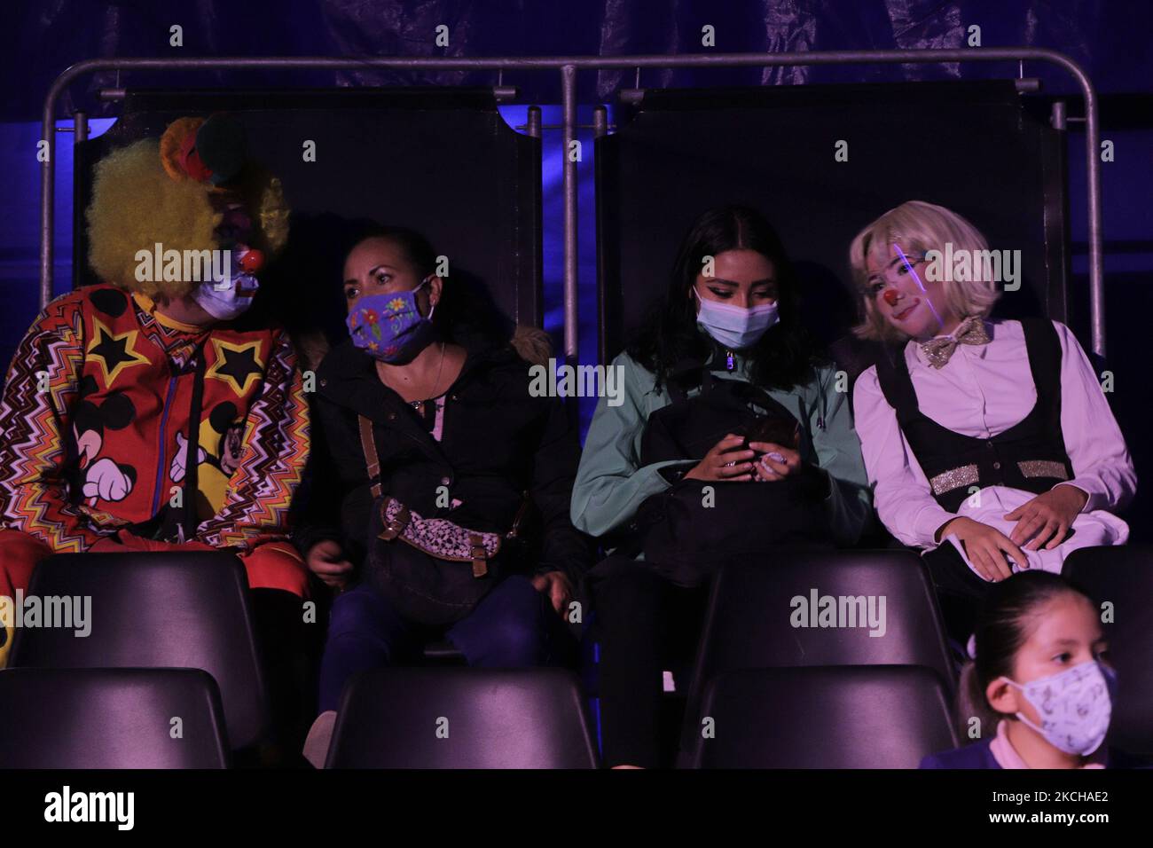 Interior view of the Atayde Hermanos Circus located in Mexico City ...