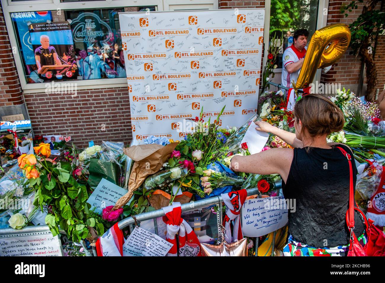 At the Lange Leidesdwarstraat in Amsterdam, where crime journalist ...