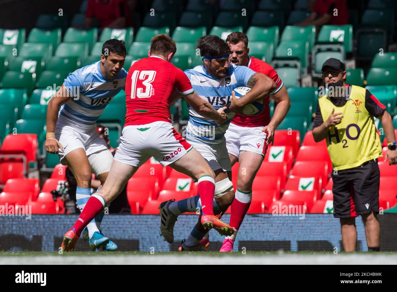 Rodrigo Bruni (Argentina) Nick Tompkins (Wales) battle for the ball ...