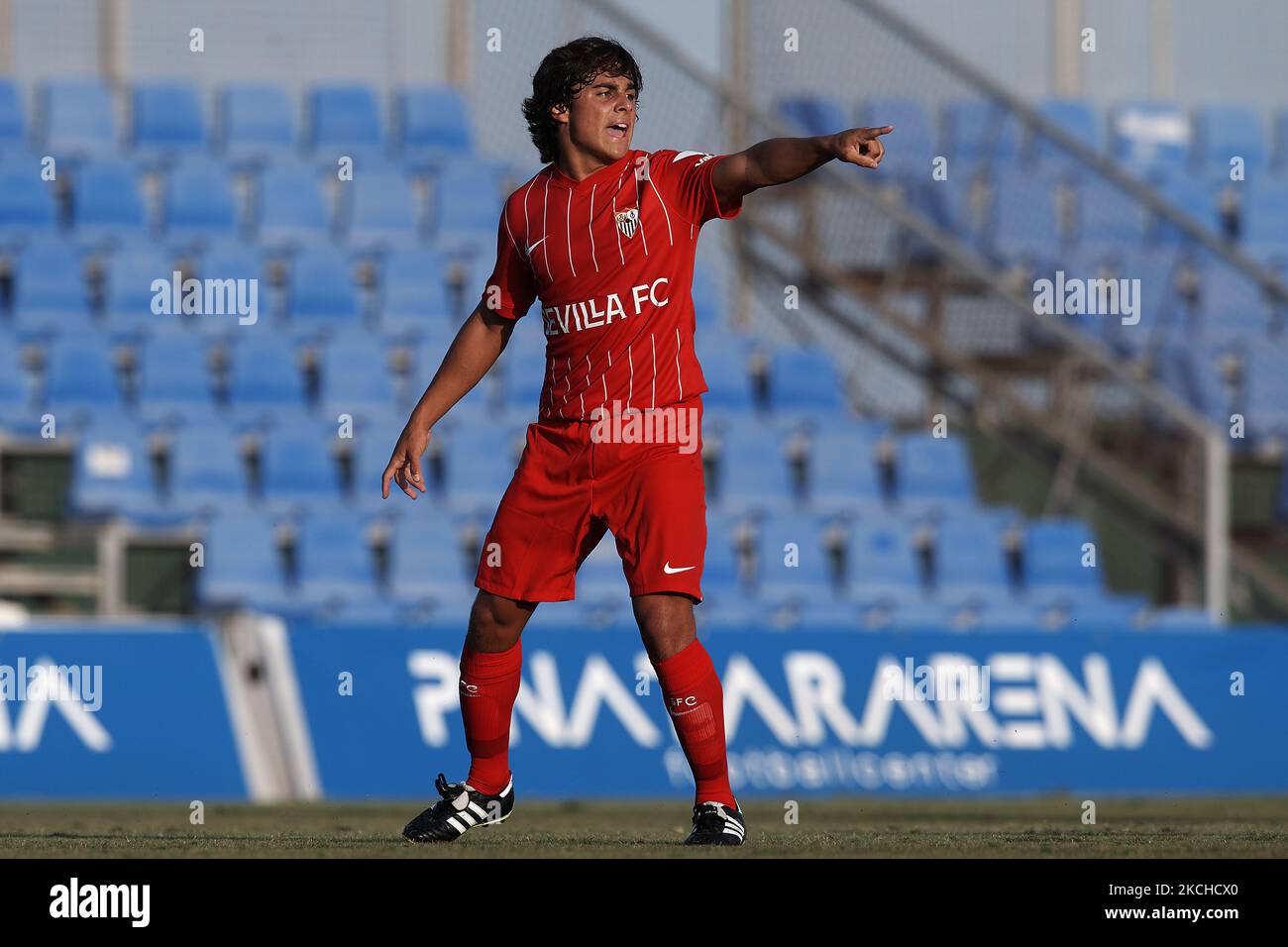 Carlos Alvarez of Sevilla gives instructions during the pre-season ...
