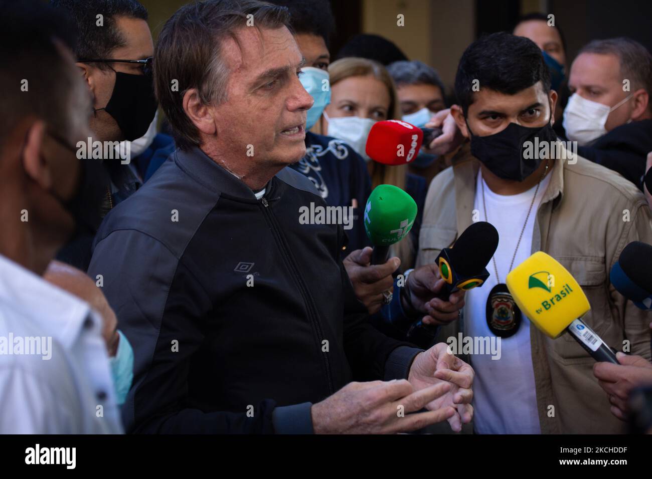 Jair bolsonaro hospital hi-res stock photography and images - Alamy