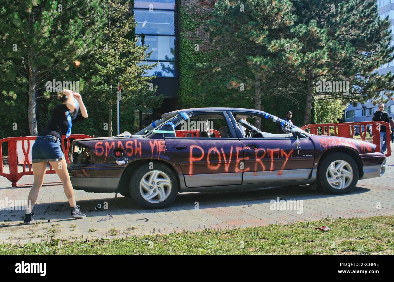 Poverty awareness hi-res stock photography and images - Alamy