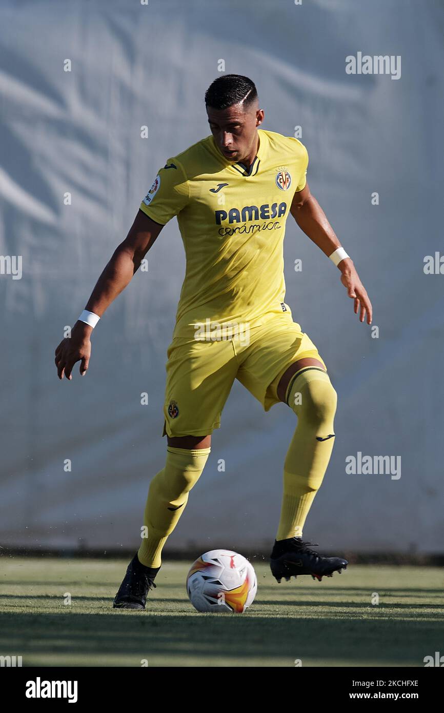 Funes Mori of Villarreal controls the ball during the Pre-Season ...