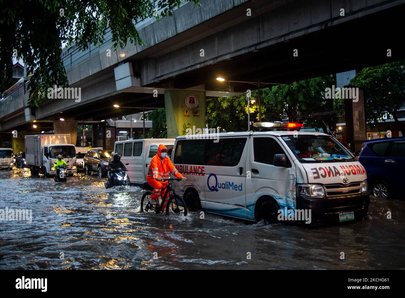 Flooded street in manila hi-res stock photography and images - Alamy