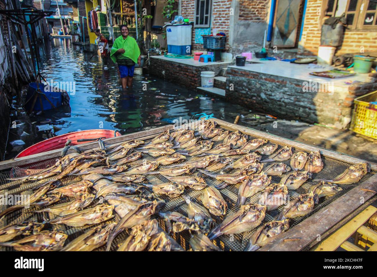 Indonesia flooding hi-res stock photography and images - Alamy