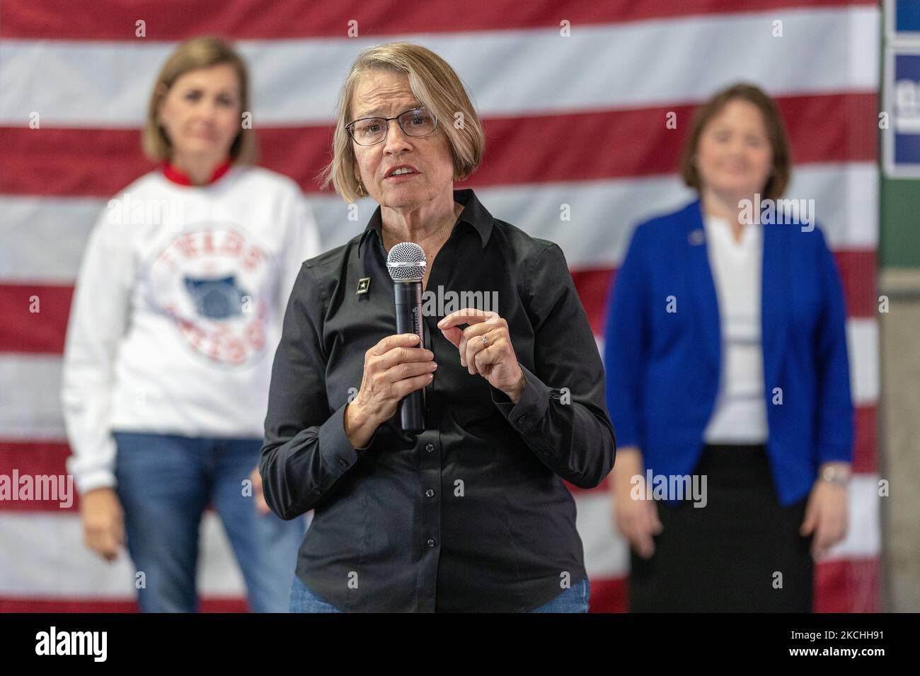 Reynolds bus tour hi-res stock photography and images - Alamy