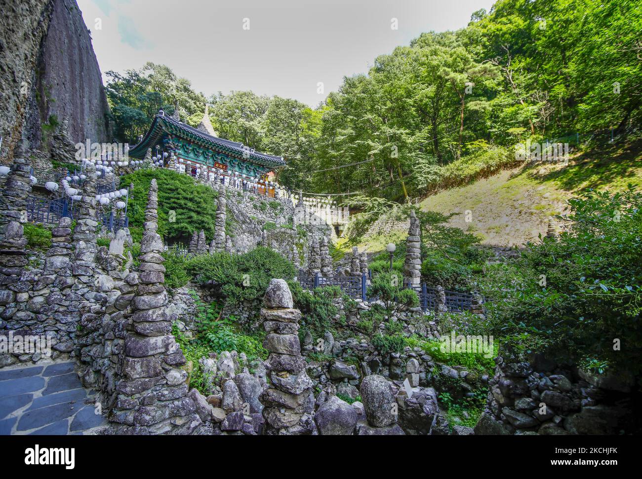 Tapsa temple korea hi-res stock photography and images - Alamy