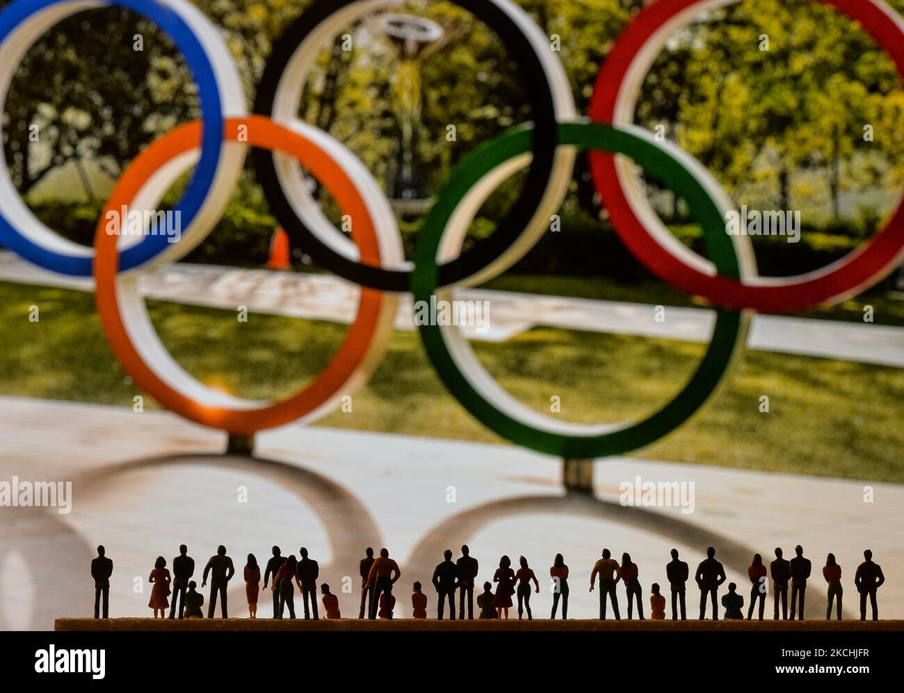 Five ringed symbol of the olympic games hi-res stock photography and ...