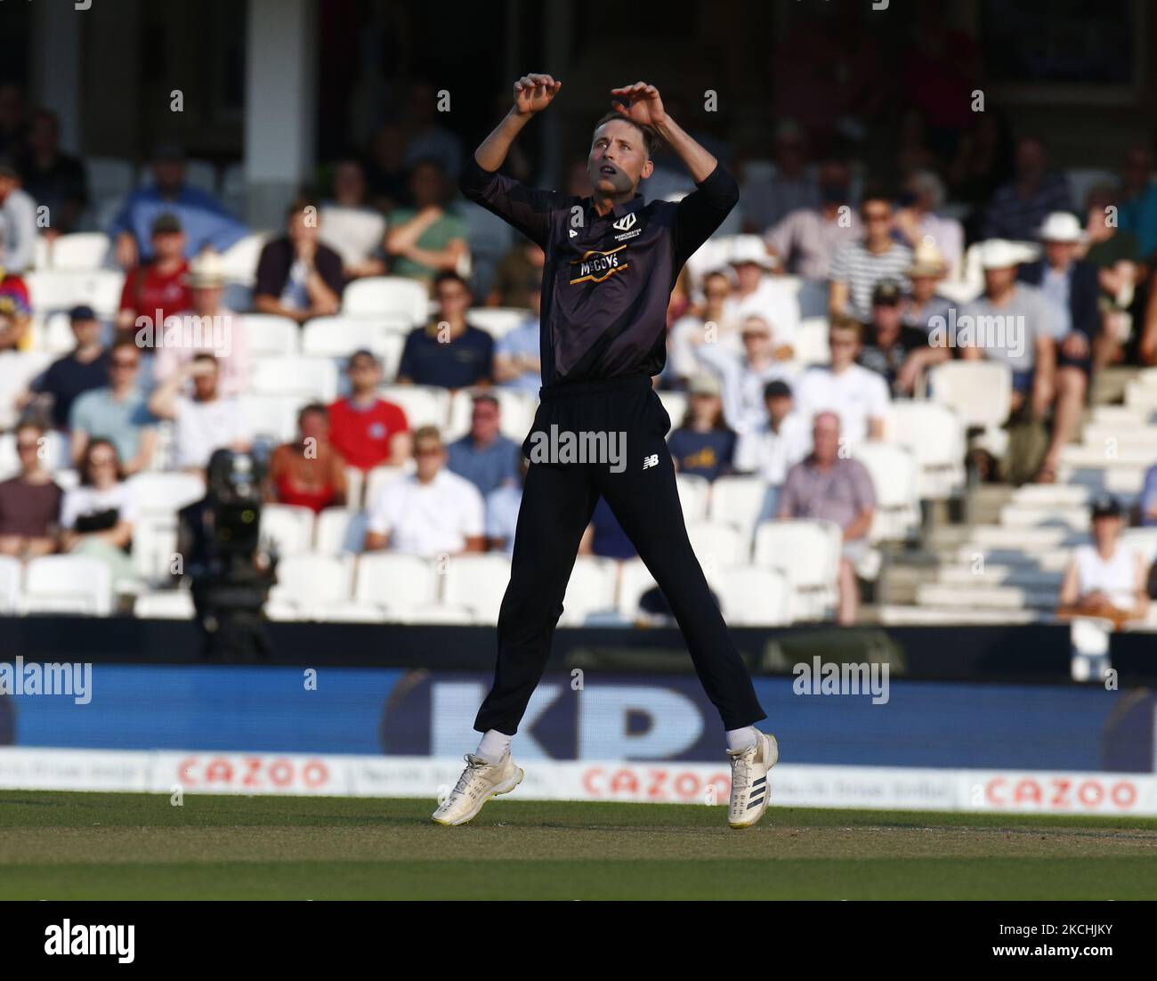 Tom Hartley of Manchester Originals during The Hundred between Oval ...