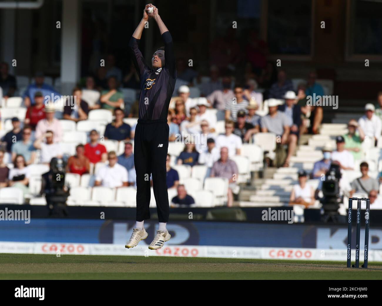 Tom Hartley of Manchester Originals during The Hundred between Oval ...
