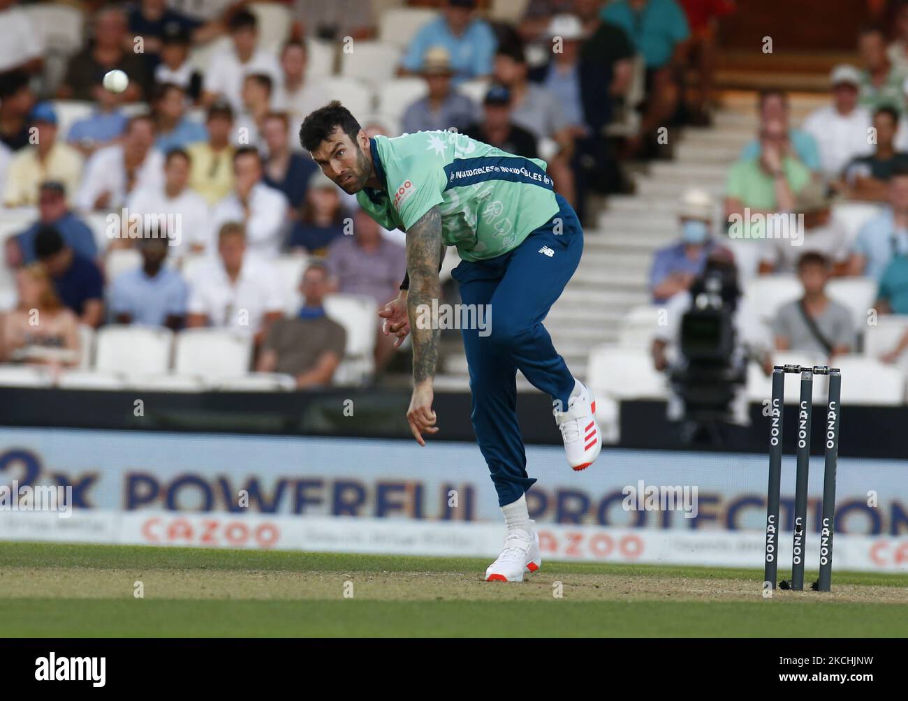 Oval invincibles reece topley hi-res stock photography and images - Alamy