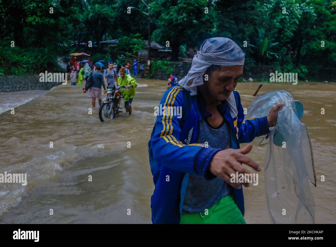 Residents of Calawis, Antipolo City in Philippines are struggling to ...