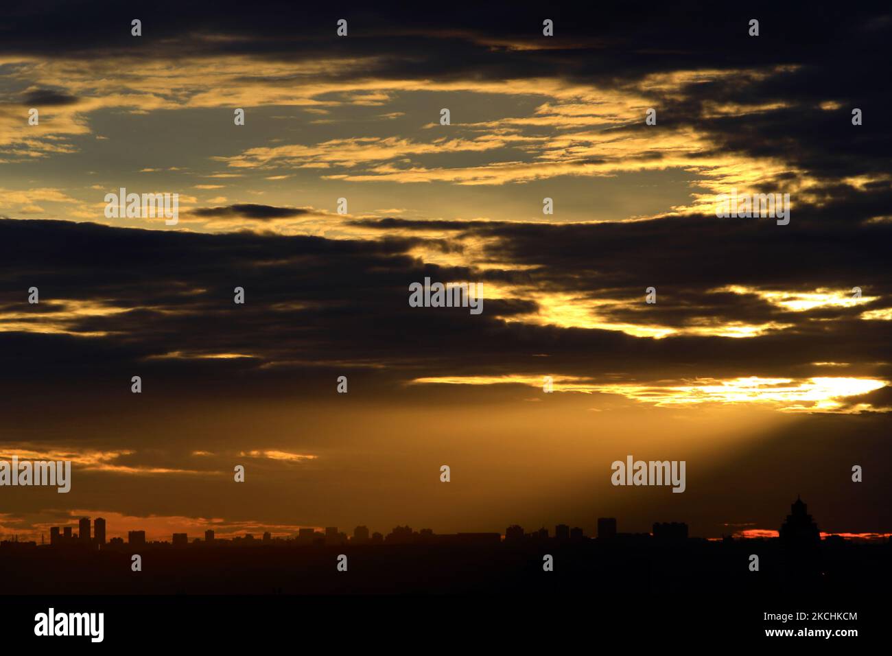Sunset in Taipei, after being affected strong winds and powerful ...
