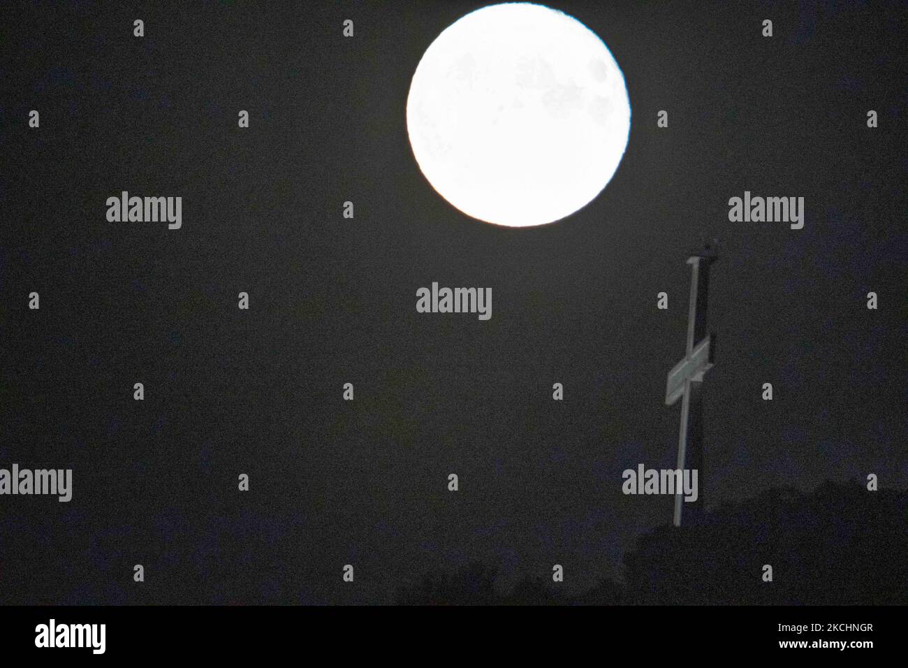 Luna 24 moon hi-res stock photography and images - Alamy