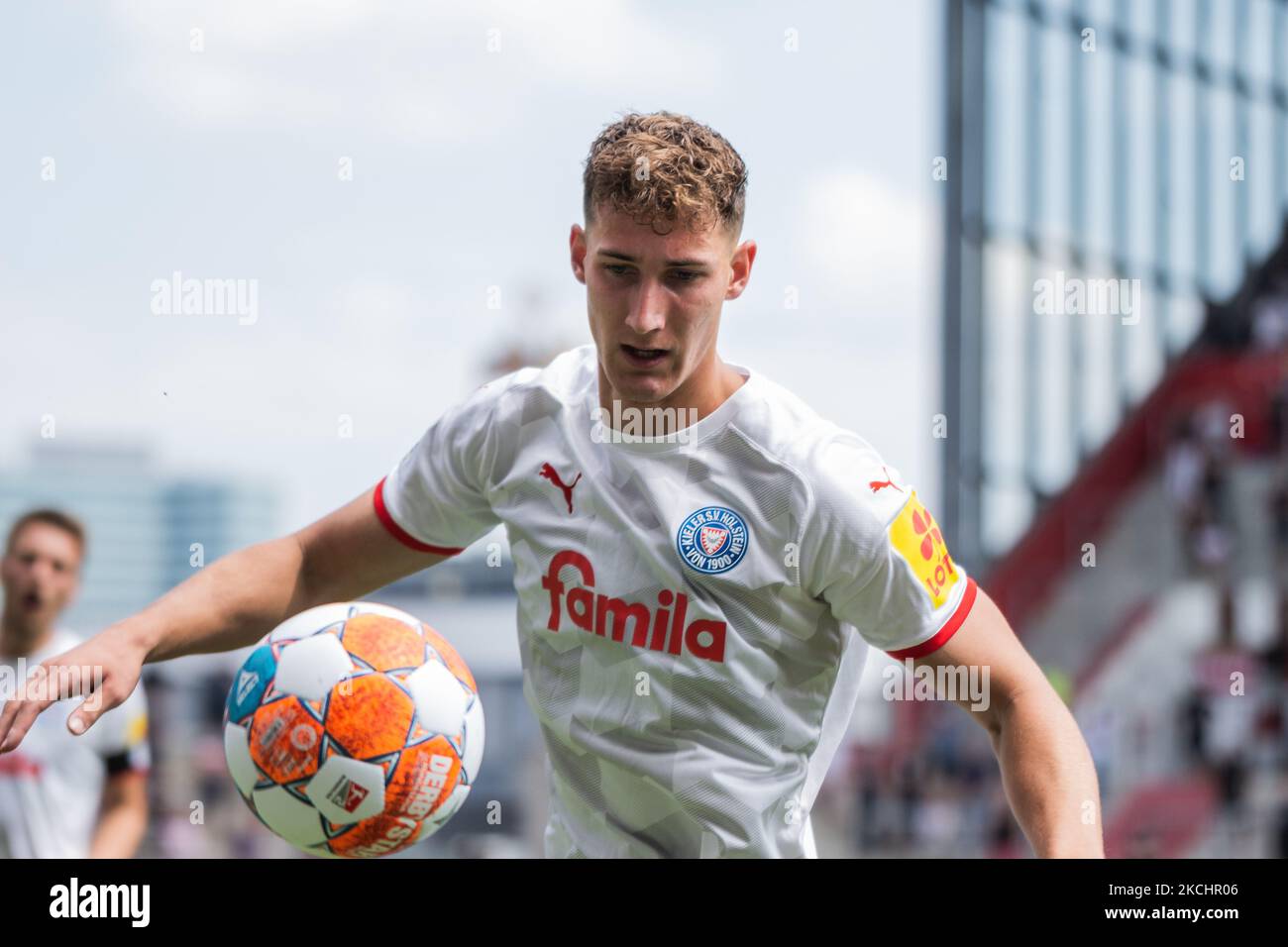Millerntor stadium photos hi-res stock photography and images - Alamy