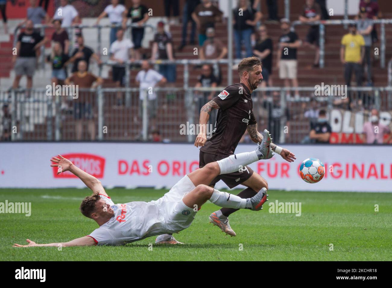 Holstein kiel battle hi-res stock photography and images - Alamy