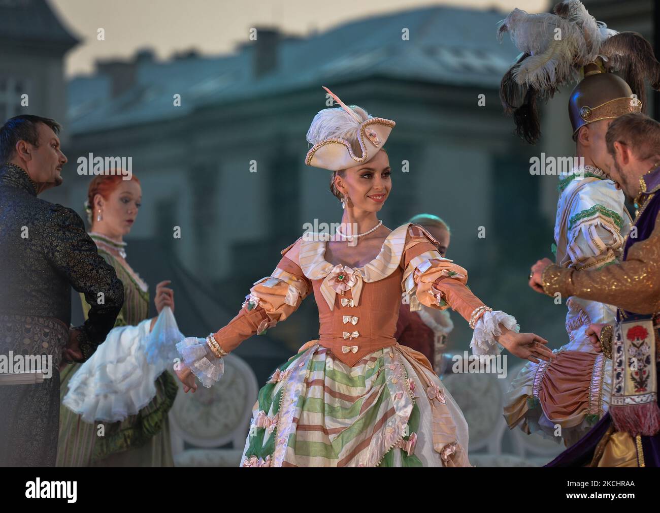 Court dance hi-res stock photography and images - Alamy