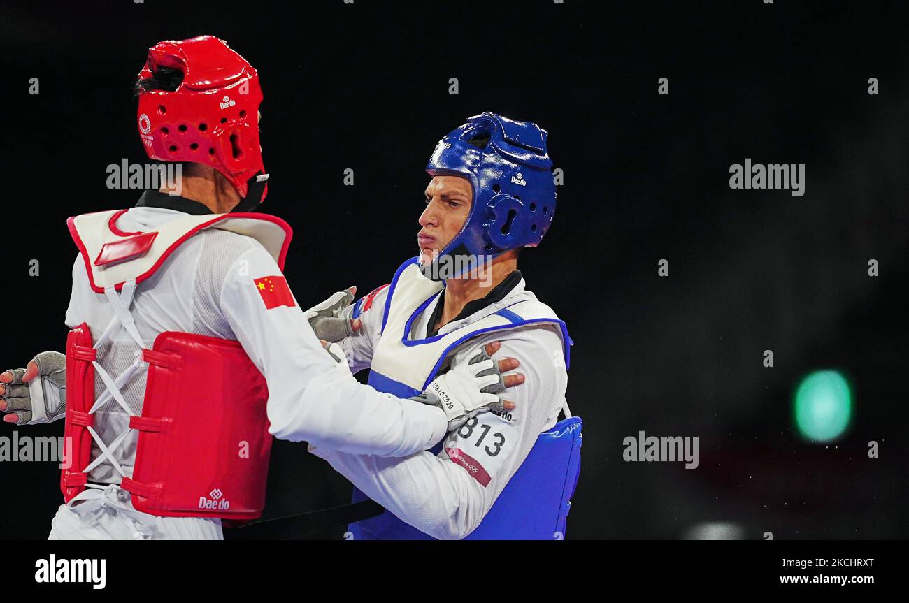 Hongyi Sun from China and Ivan Sapina from Croatia during Taekwondo at ...