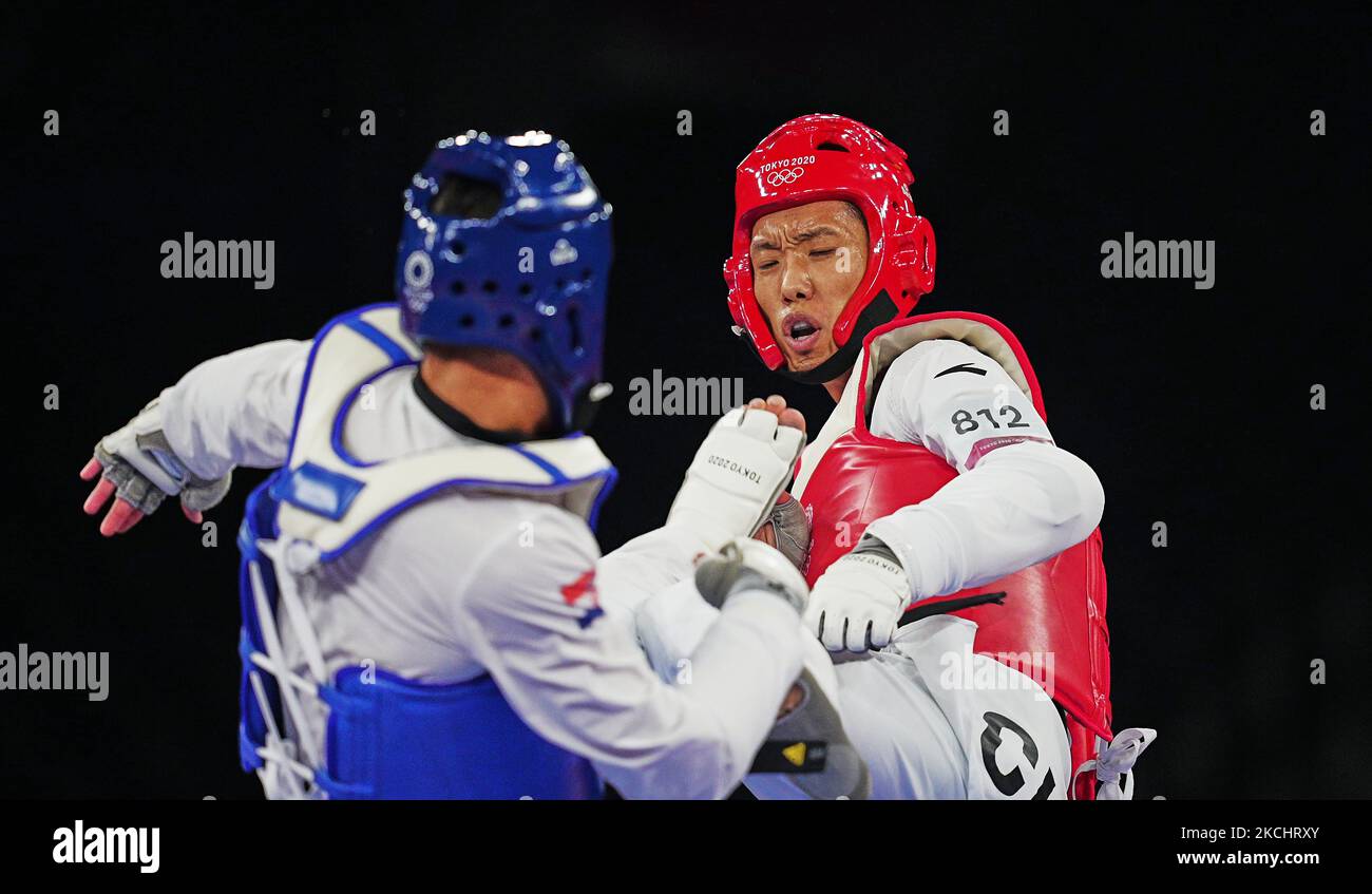 Hongyi Sun from China and Ivan Sapina from Croatia during Taekwondo at ...