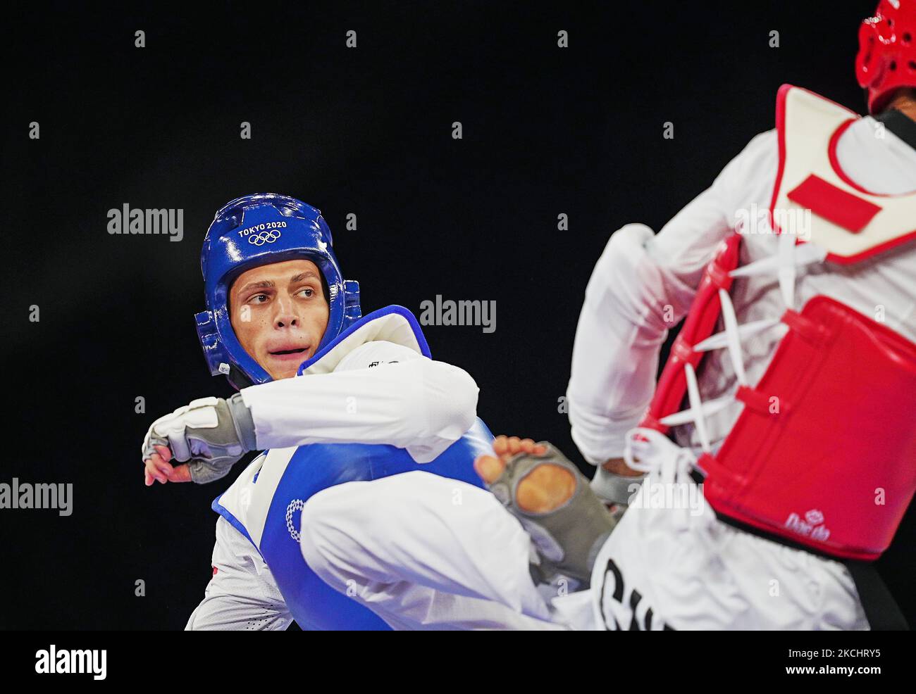 Hongyi Sun from China and Ivan Sapina from Croatia during Taekwondo at ...