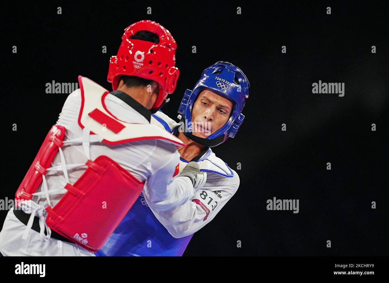 Hongyi Sun from China and Ivan Sapina from Croatia during Taekwondo at ...