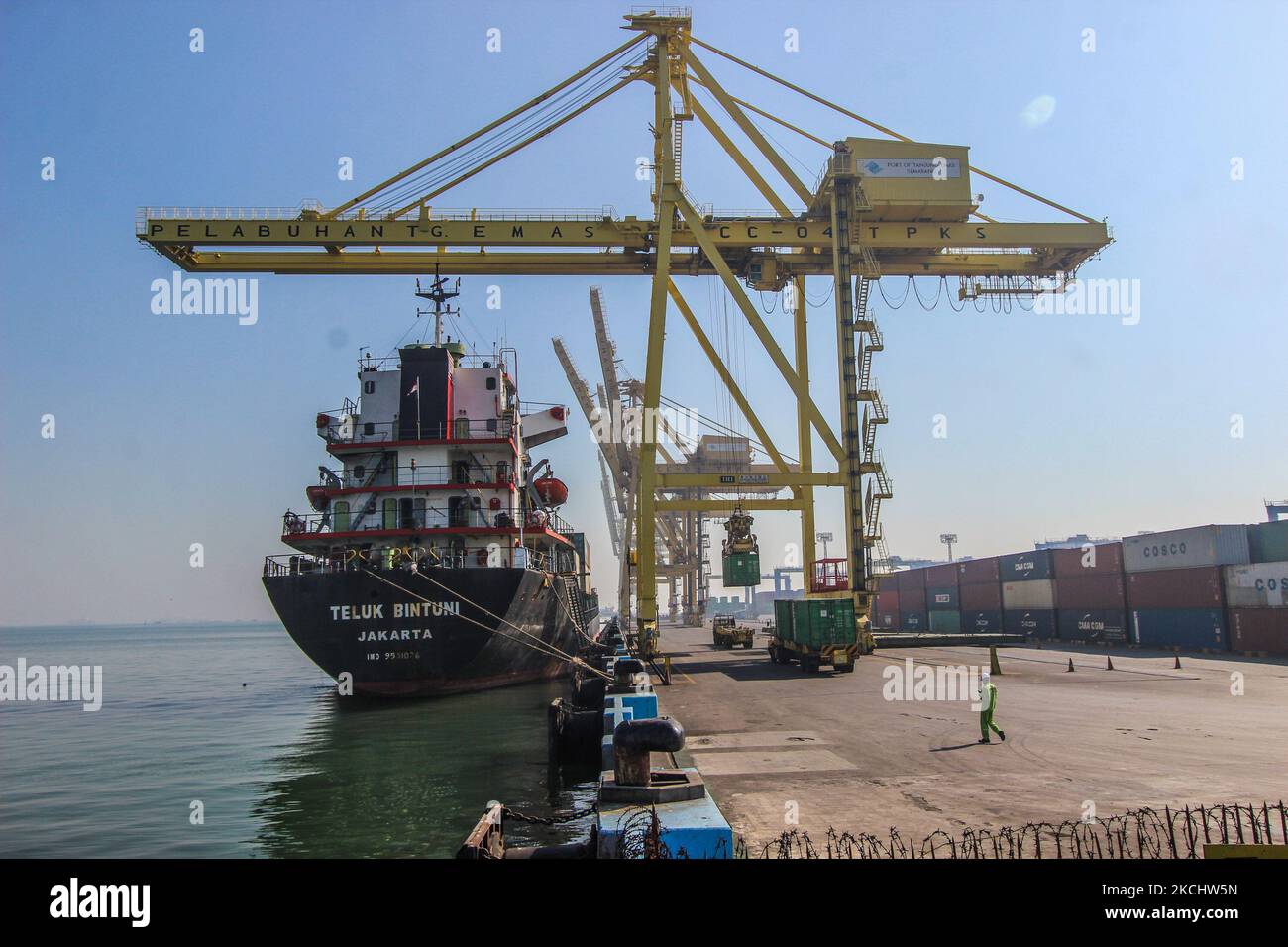 Loading and unloading activity in Semarang Container Terminal or ...