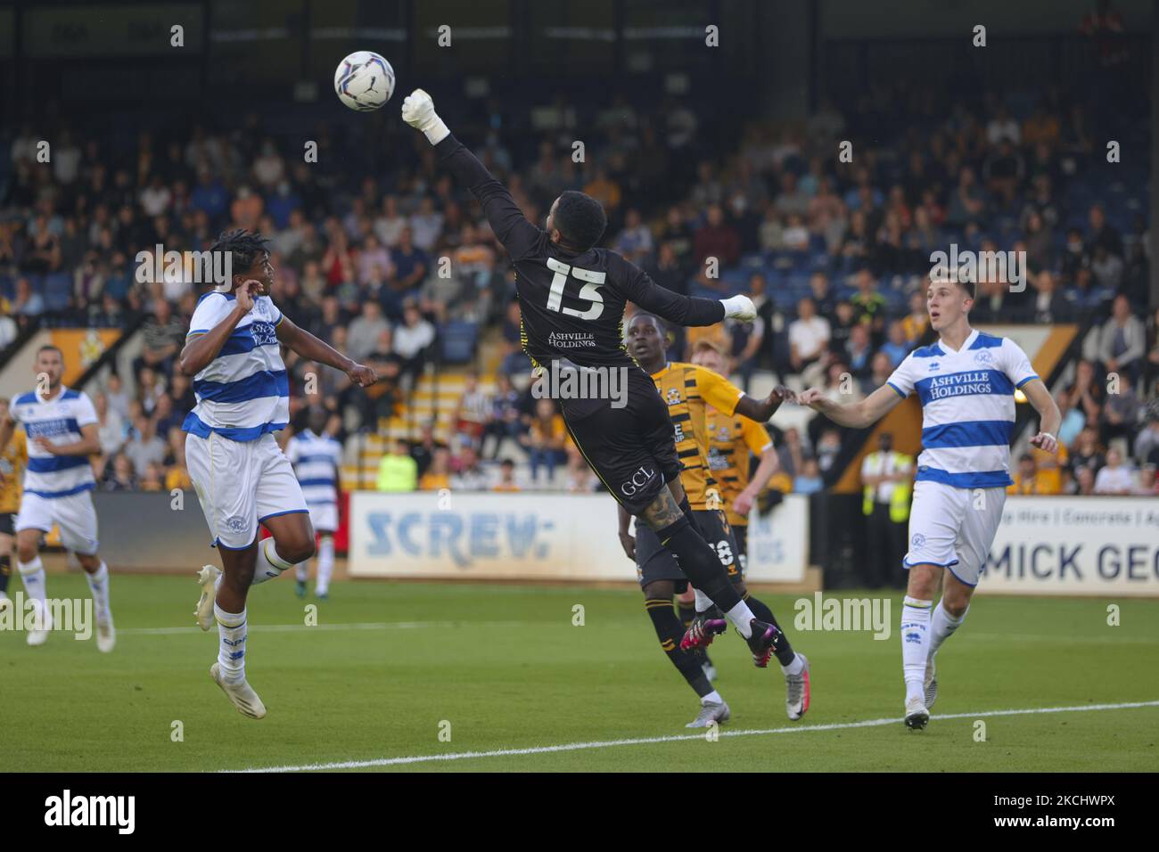 Qpr goalkeepr jordan archer hi-res stock photography and images - Alamy