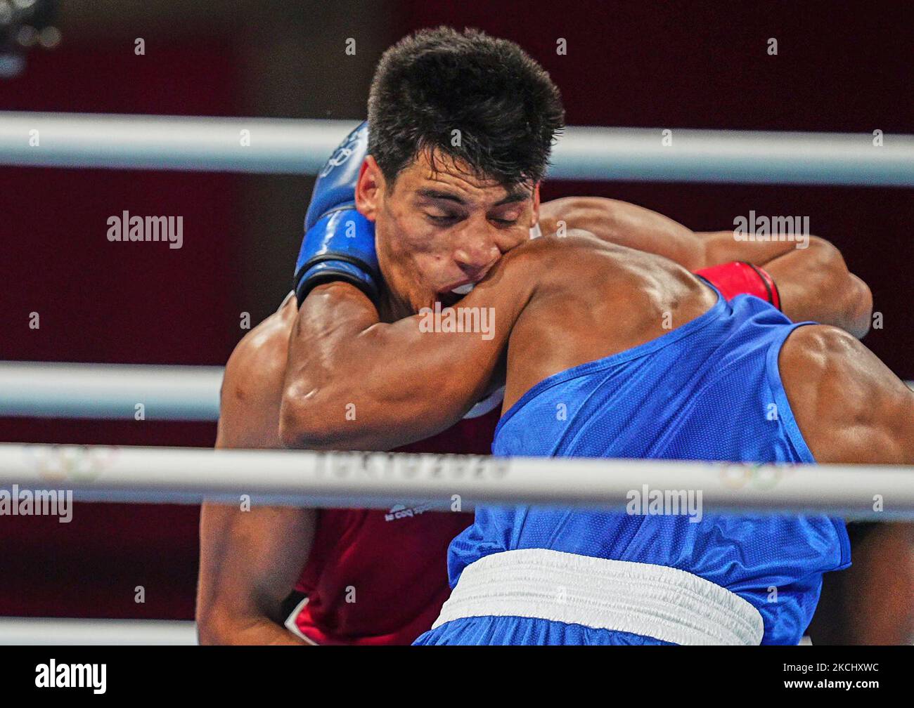 Daniel Francisco Veron from Argentina and Euri Cedeno Martinez from the ...