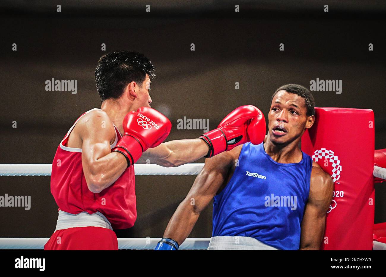 Daniel Francisco Veron from Argentina and Euri Cedeno Martinez from the ...