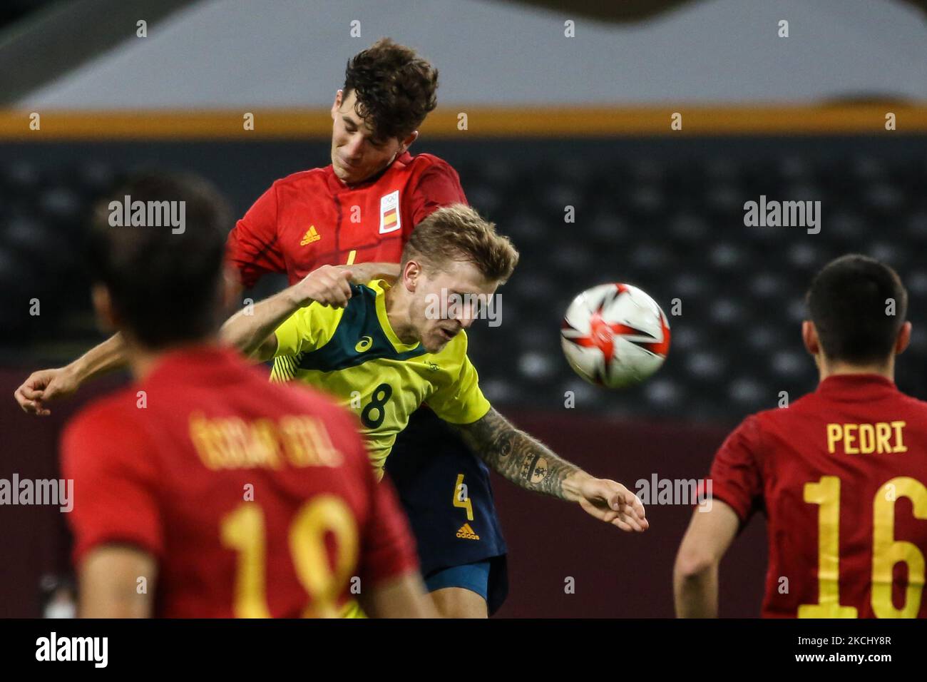 (4) Pau TORRES of Team Spain challenged by (8) Riley McGREE of Team ...