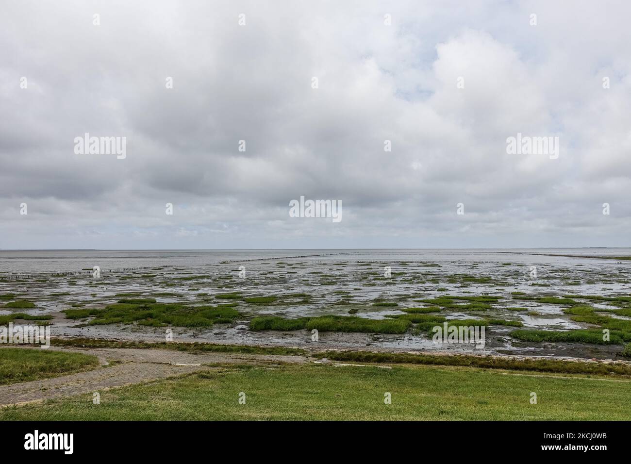 Low tide is seen at Romo Island car beach (Romo bilstrand), Wadden Sea ...