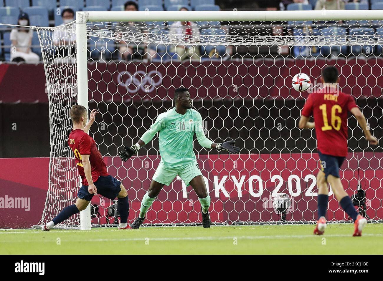 (19) Dan OLMO of Team Spain scoring their side's first goal during the ...