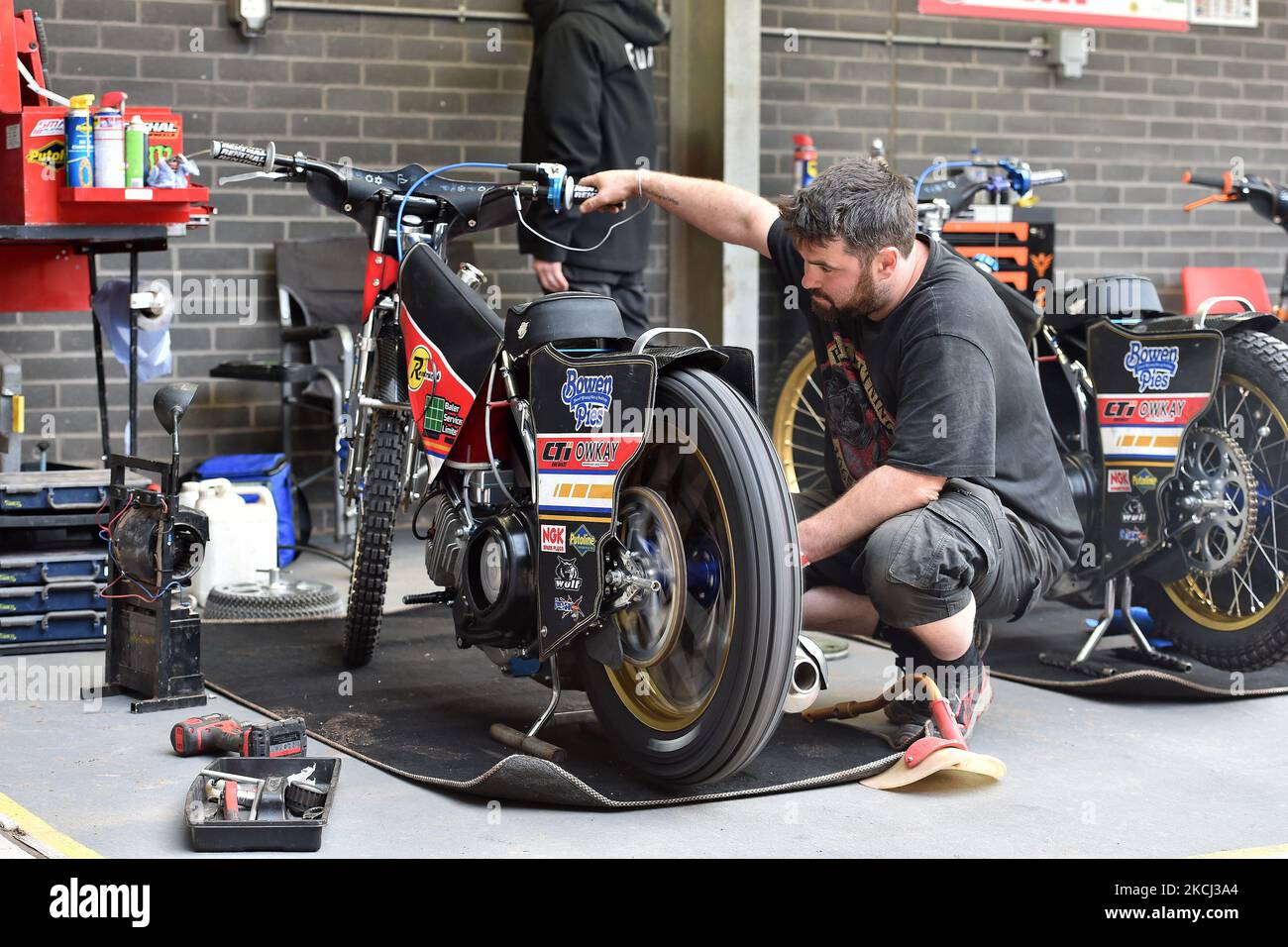 Phil Naylor during the National Development League match between Belle ...