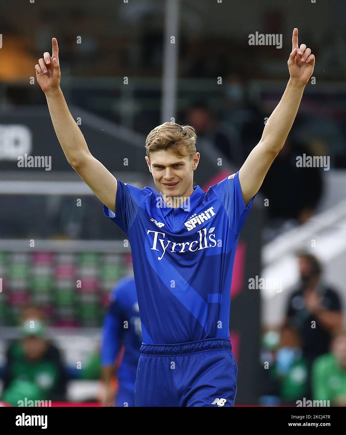 Blake Cullen of London Spirit celebrates the catch of Quinton de Kock ...