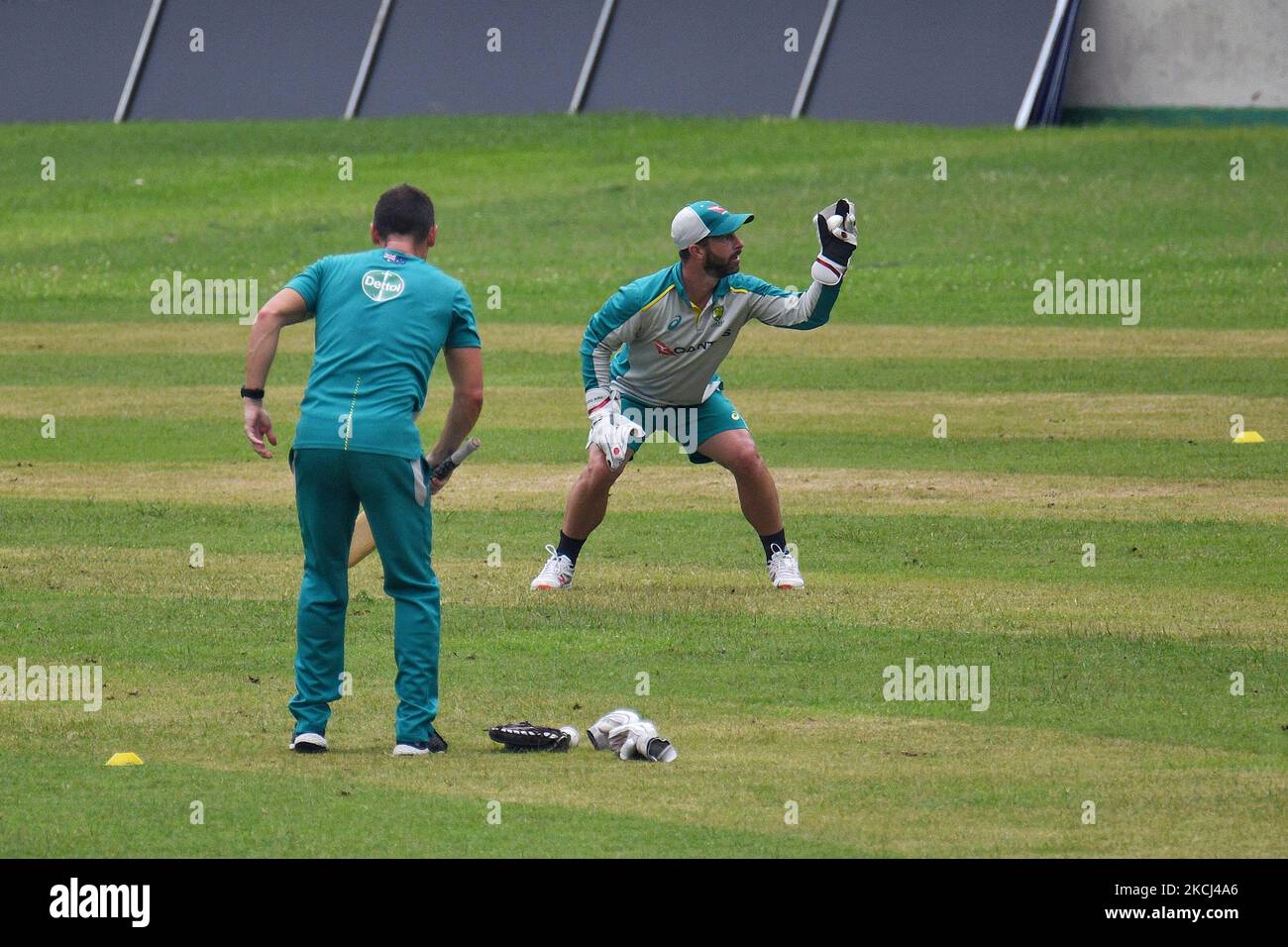 Wicket keeper matthew wade hi-res stock photography and images - Alamy