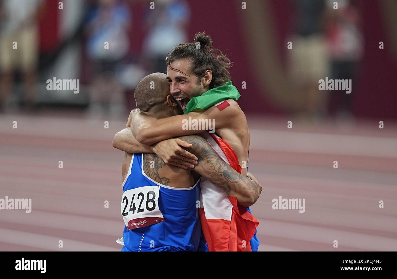 Lamont marcell jacobs celebrating100 meter win hi-res stock photography ...