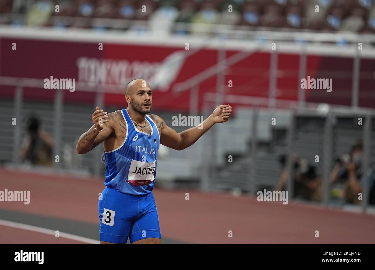 Lamont Marcell Jacobs winning gold at 100 meter at the Tokyo Olympics ...