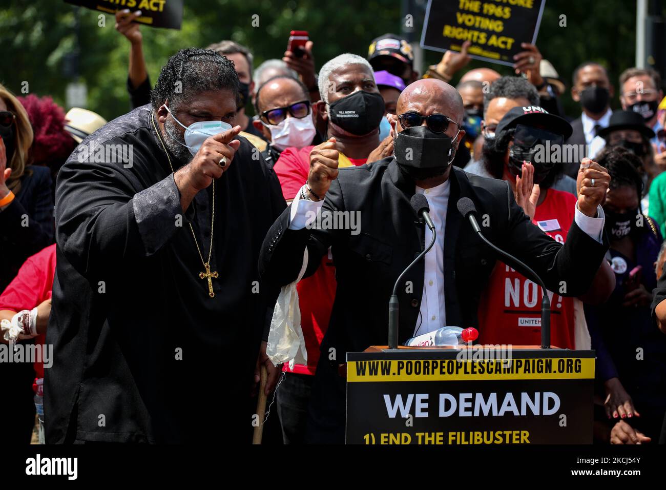 Raphael g warnock hi-res stock photography and images - Alamy