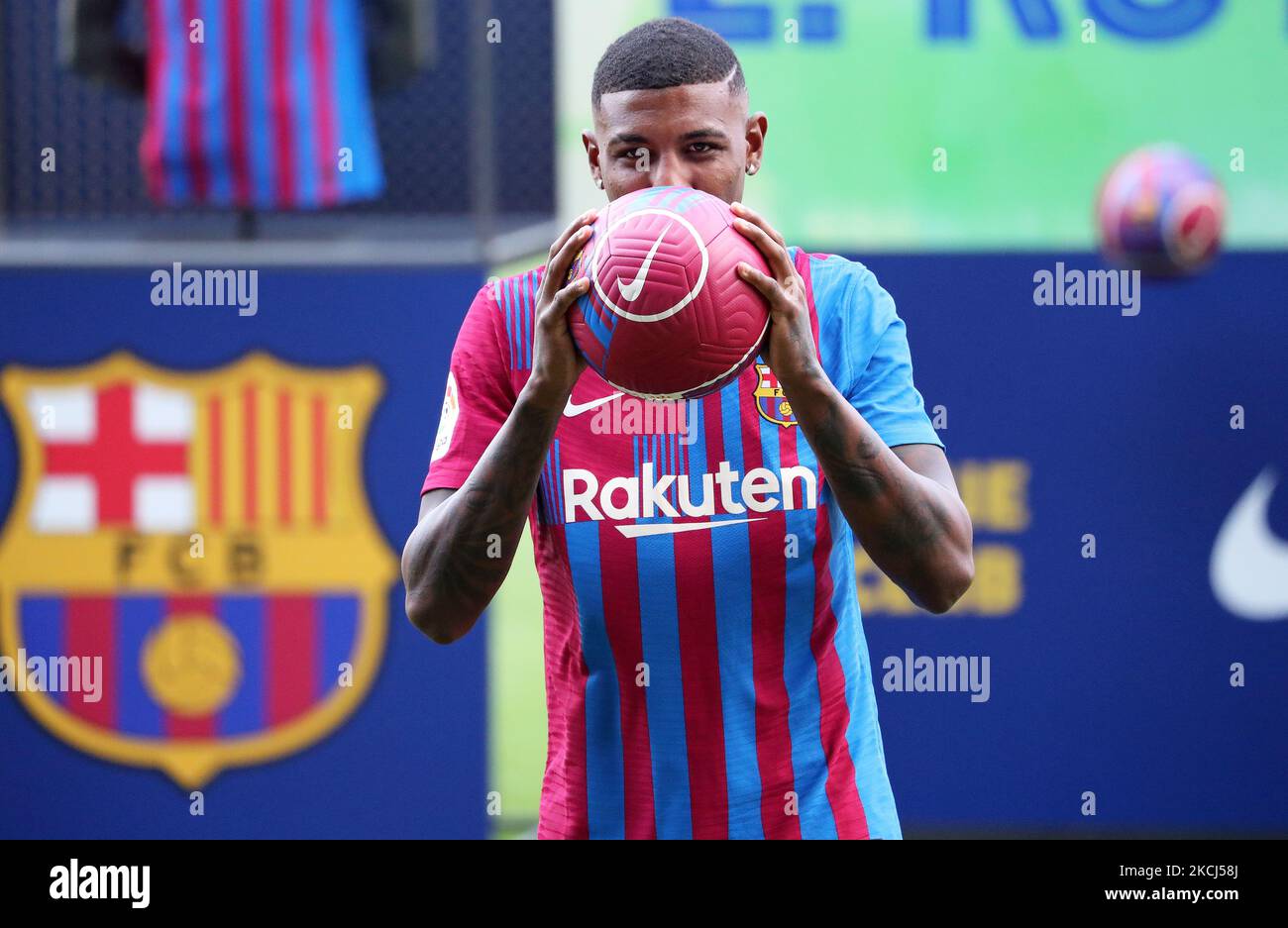 Emerson royal soccer player hi-res stock photography and images - Alamy