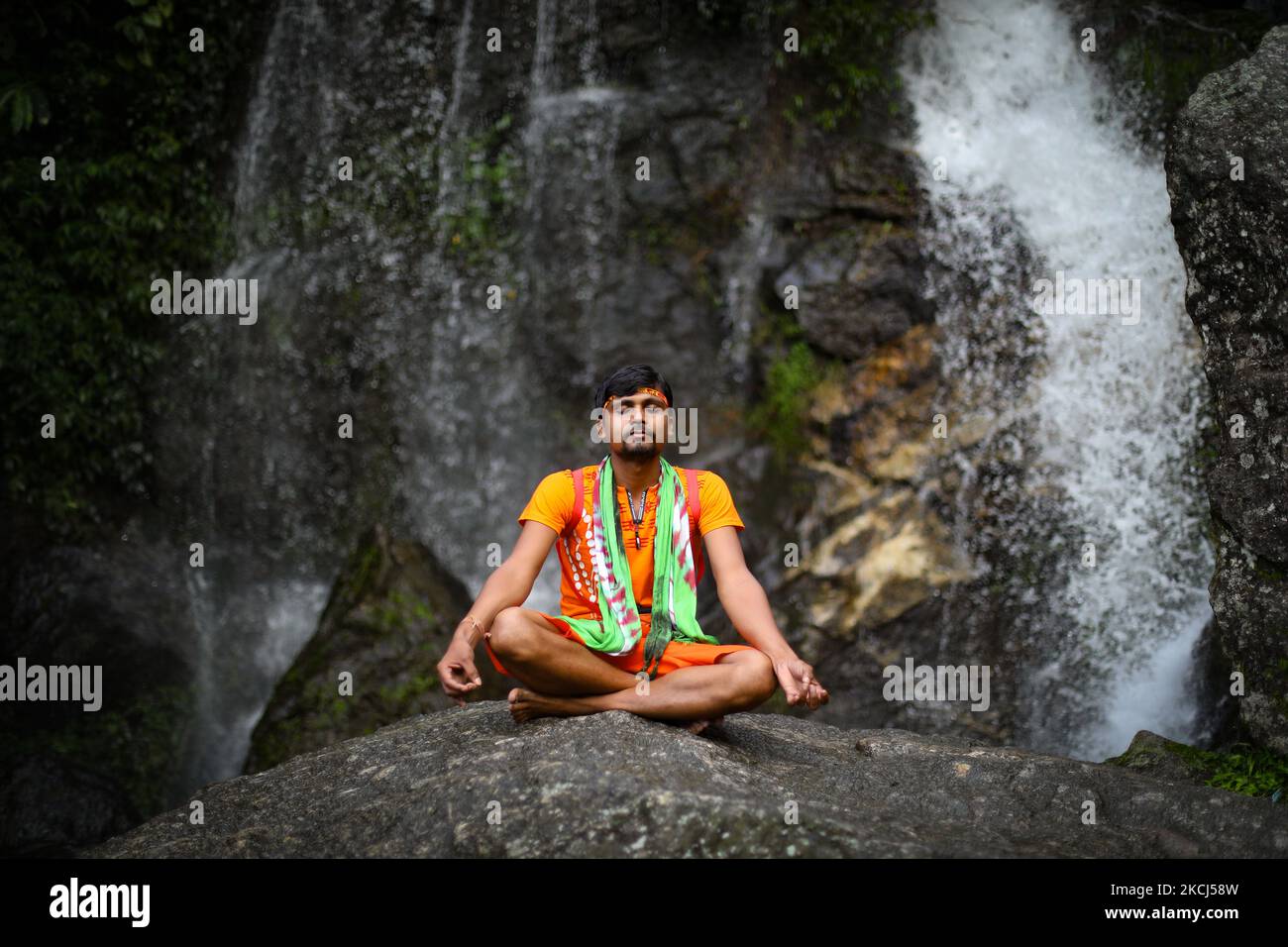 Sundarijal waterfall hi-res stock photography and images - Alamy