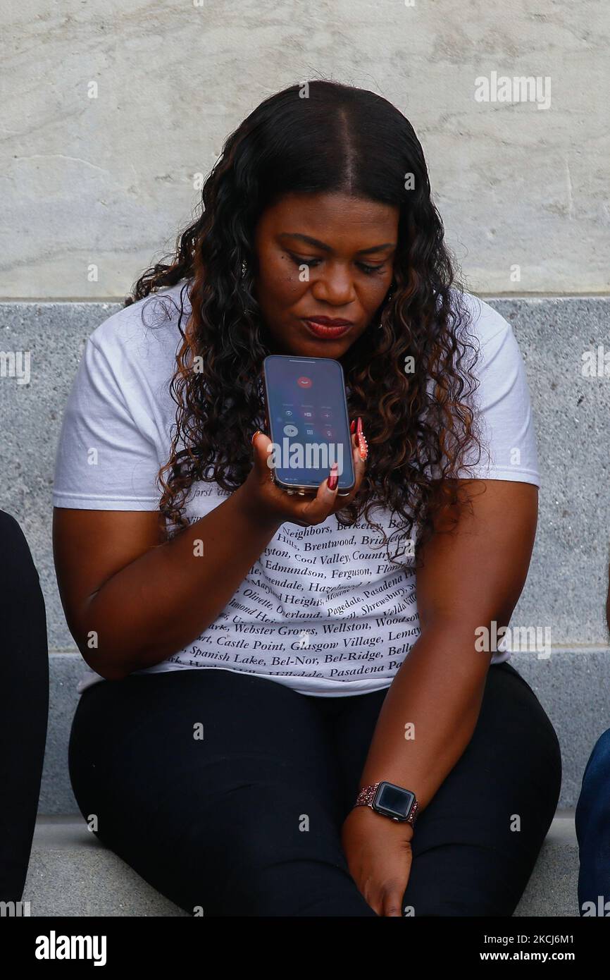 Rep cori bush hi-res stock photography and images - Alamy