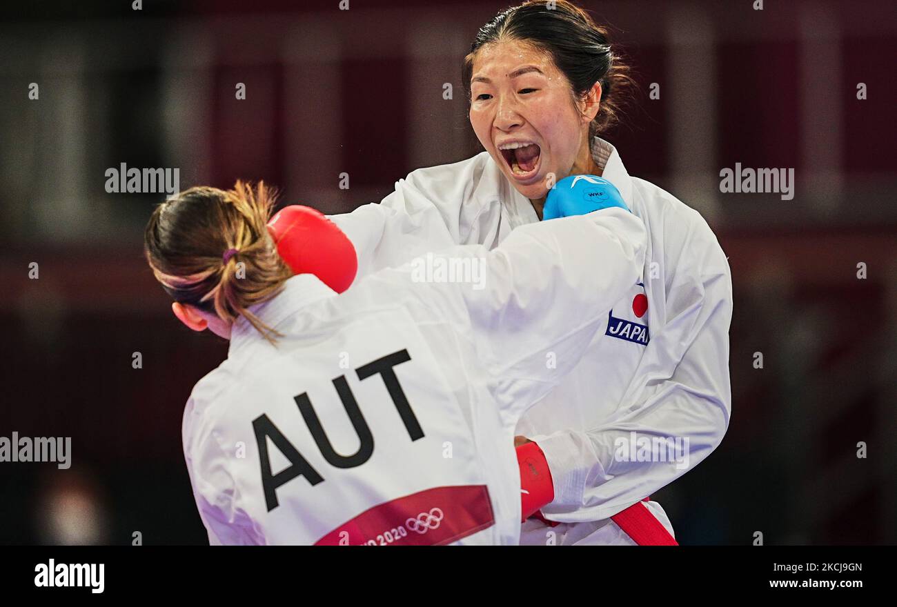 Tokyo olympics karate women hi-res stock photography and images - Alamy