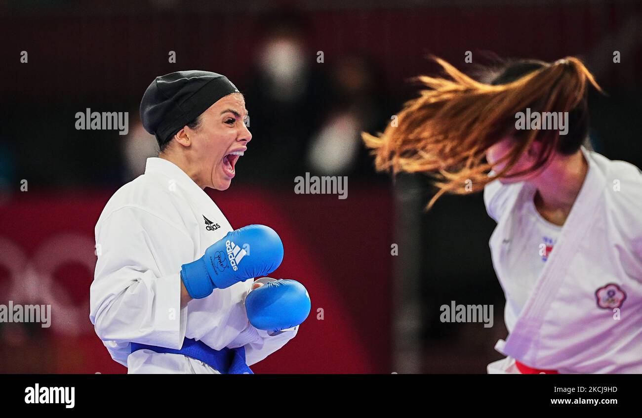 Tokyo olympics karate women hi-res stock photography and images - Alamy
