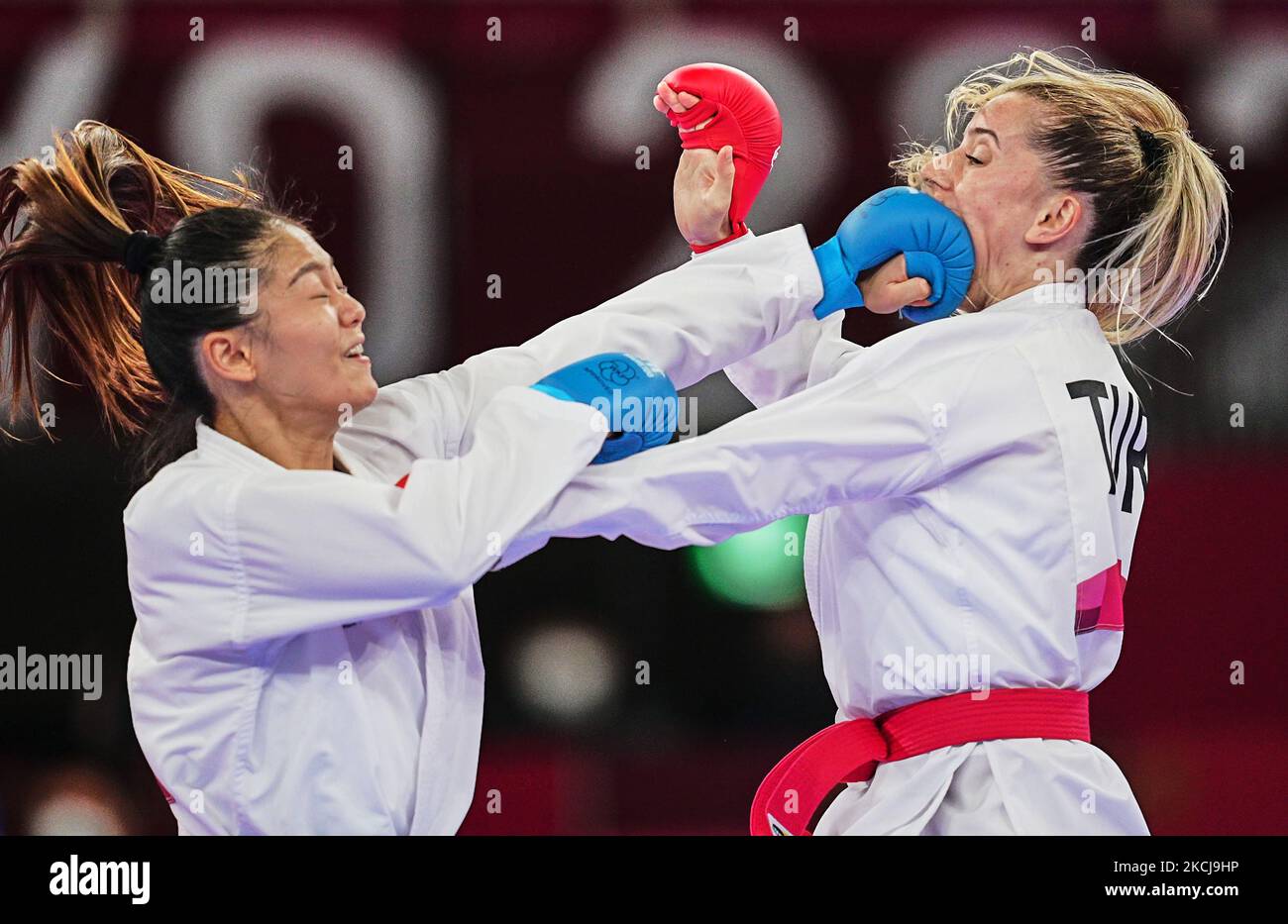 Tokyo olympics karate women hi-res stock photography and images - Alamy