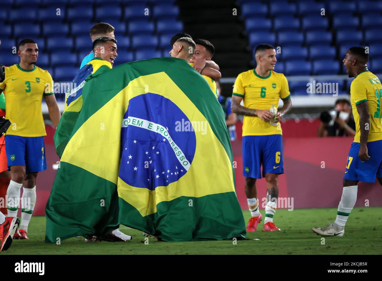 Team Brazil celebrates their side's victory after the Men's Gold Medal ...