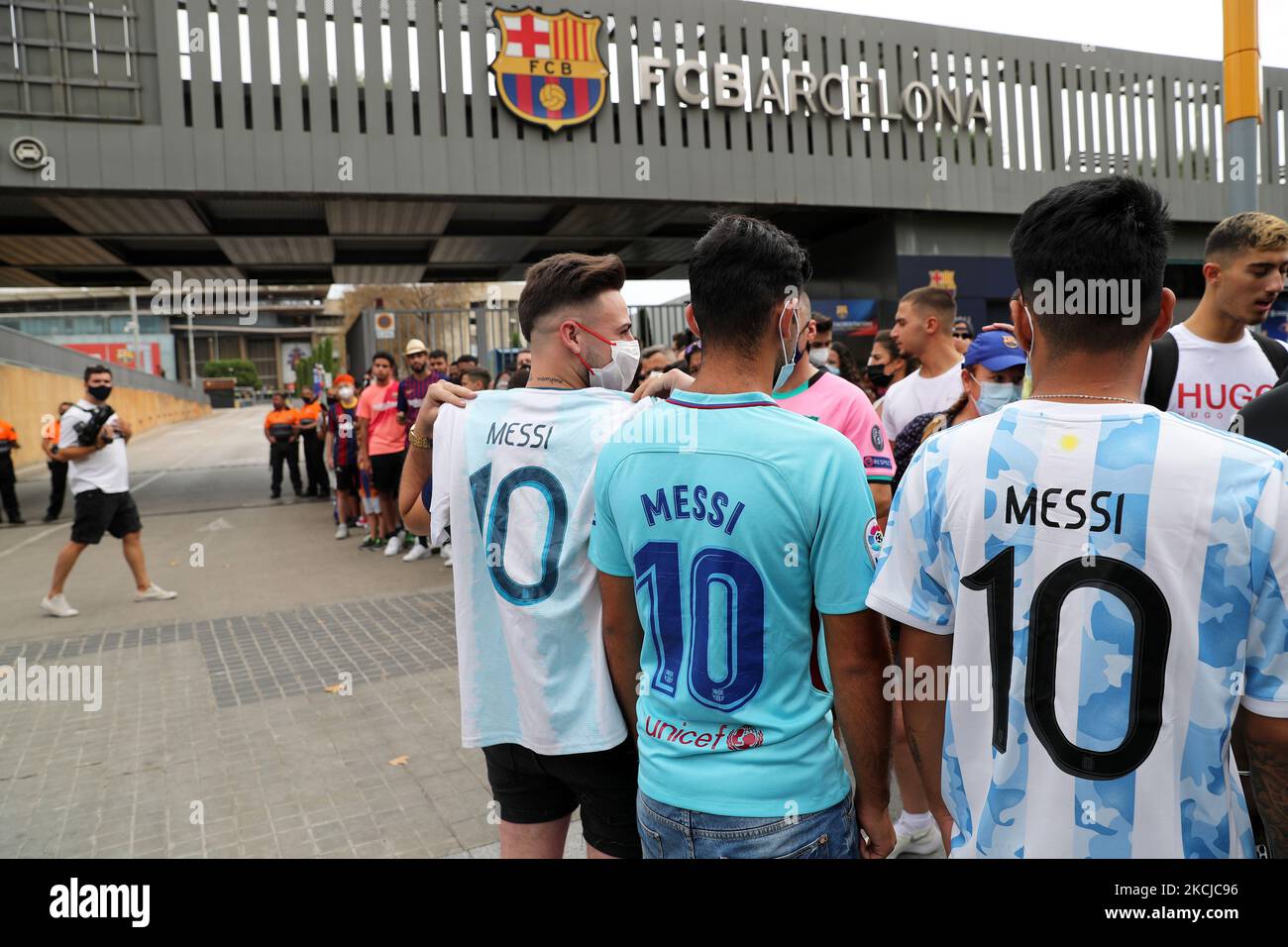 Leo messi farewell hi-res stock photography and images - Alamy