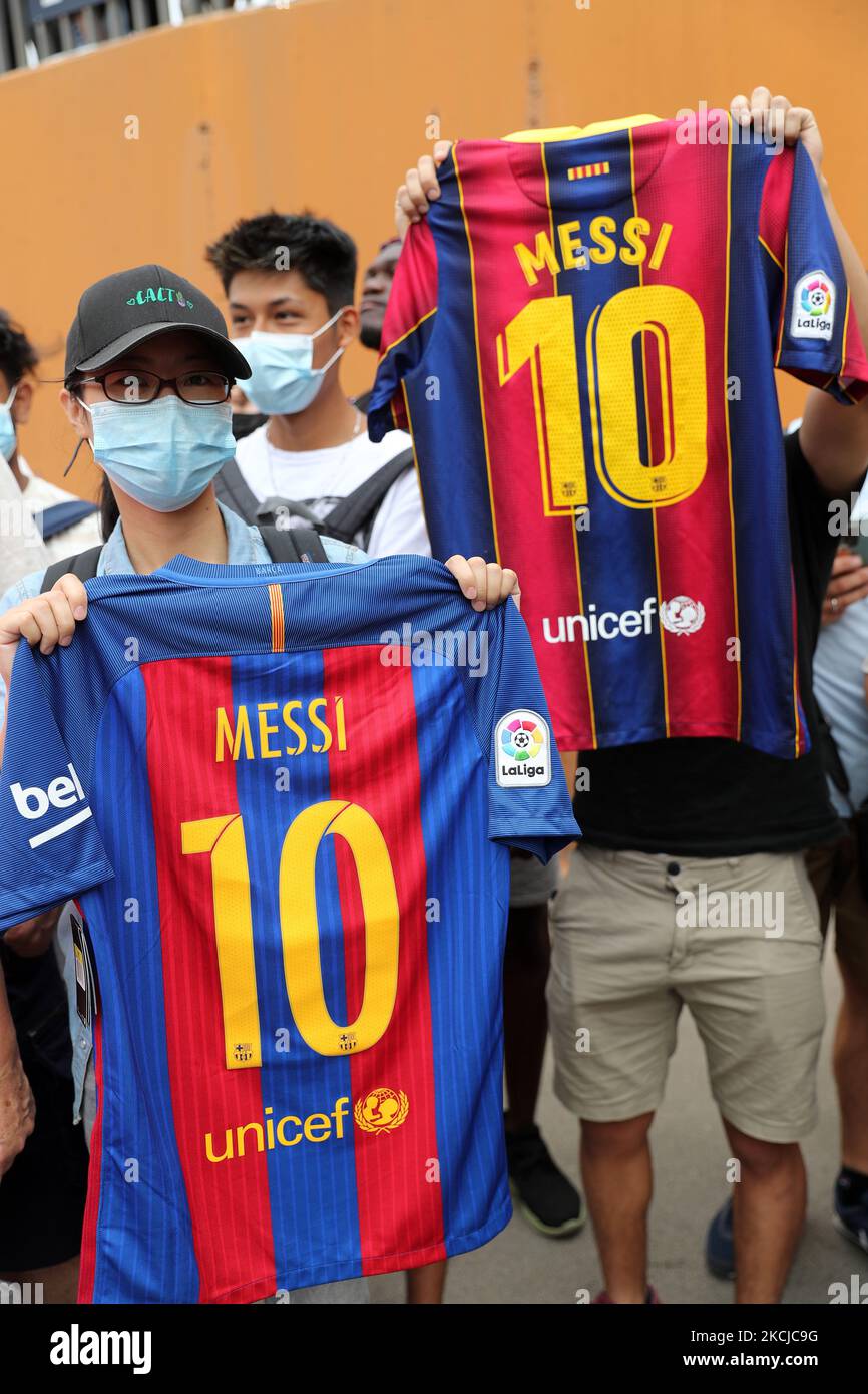 Leo messi farewell hi-res stock photography and images - Alamy