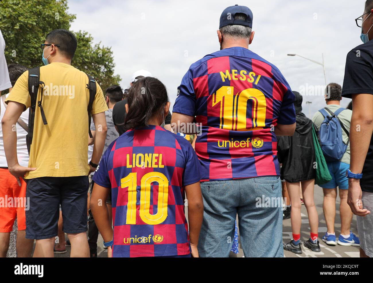 Leo messi farewell hi-res stock photography and images - Alamy